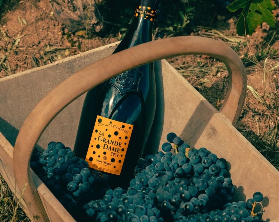 Tour & Tasting - La Grande Dame champagne